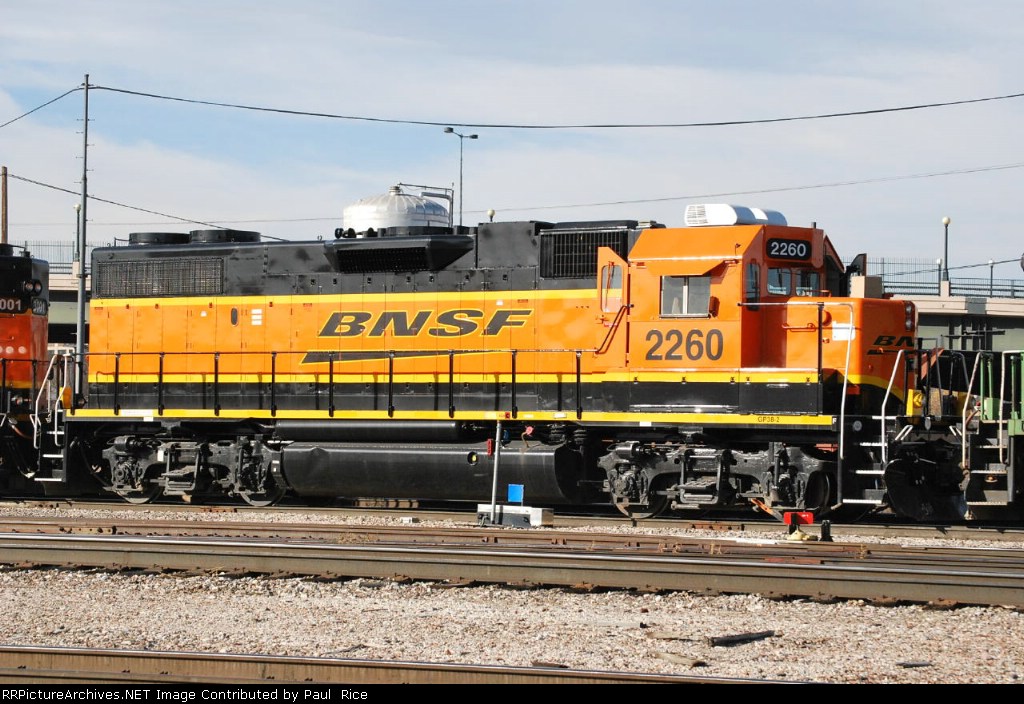 BNSF 2260